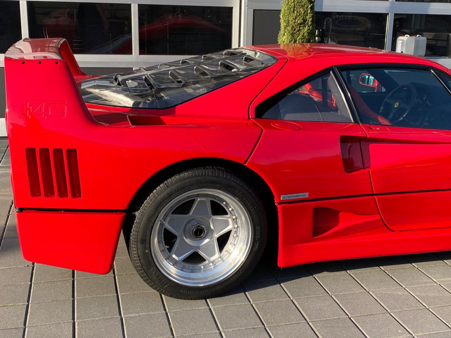 Ferrari F40 - Martini Racing