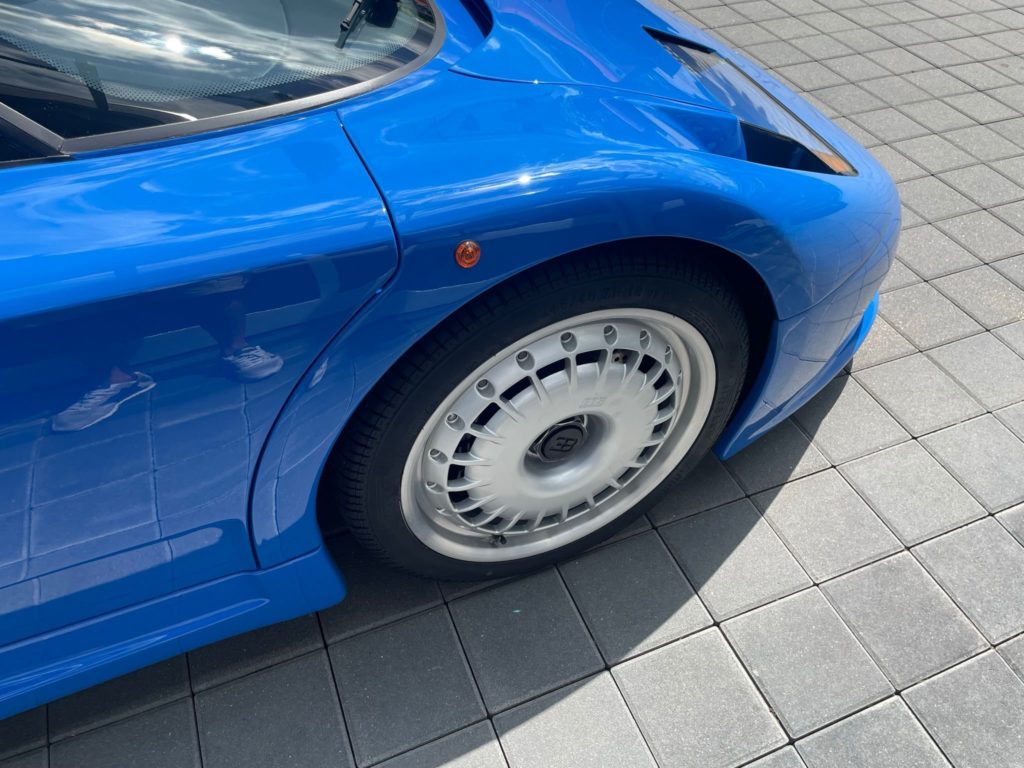 Bugatti EB110 - Martini Racing